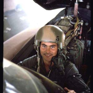 Biography - Astronaut Mike Mullane